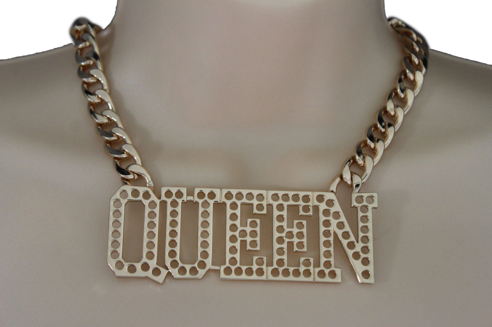 Gold Metal Chain Link Big QUEEN Holes Charm Short Necklace – alwaystyle4you