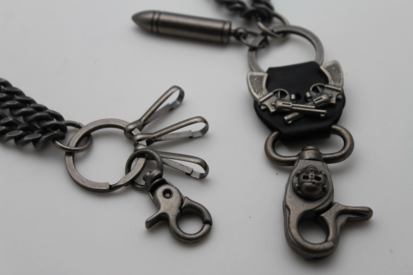 20" Key Holder & Wallet Chain with Guns & Bullet Charm – alwaystyle4you