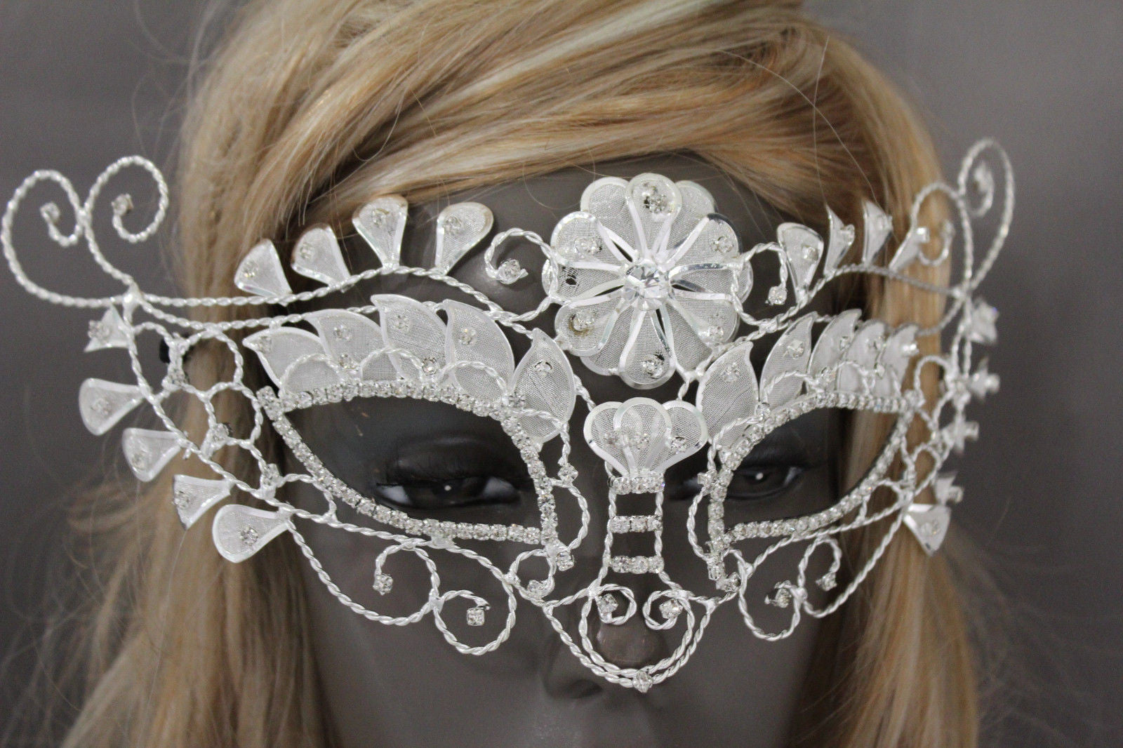 White Silver Leaves And Flower Back Tie Half Face Mask Halloween Carni ...